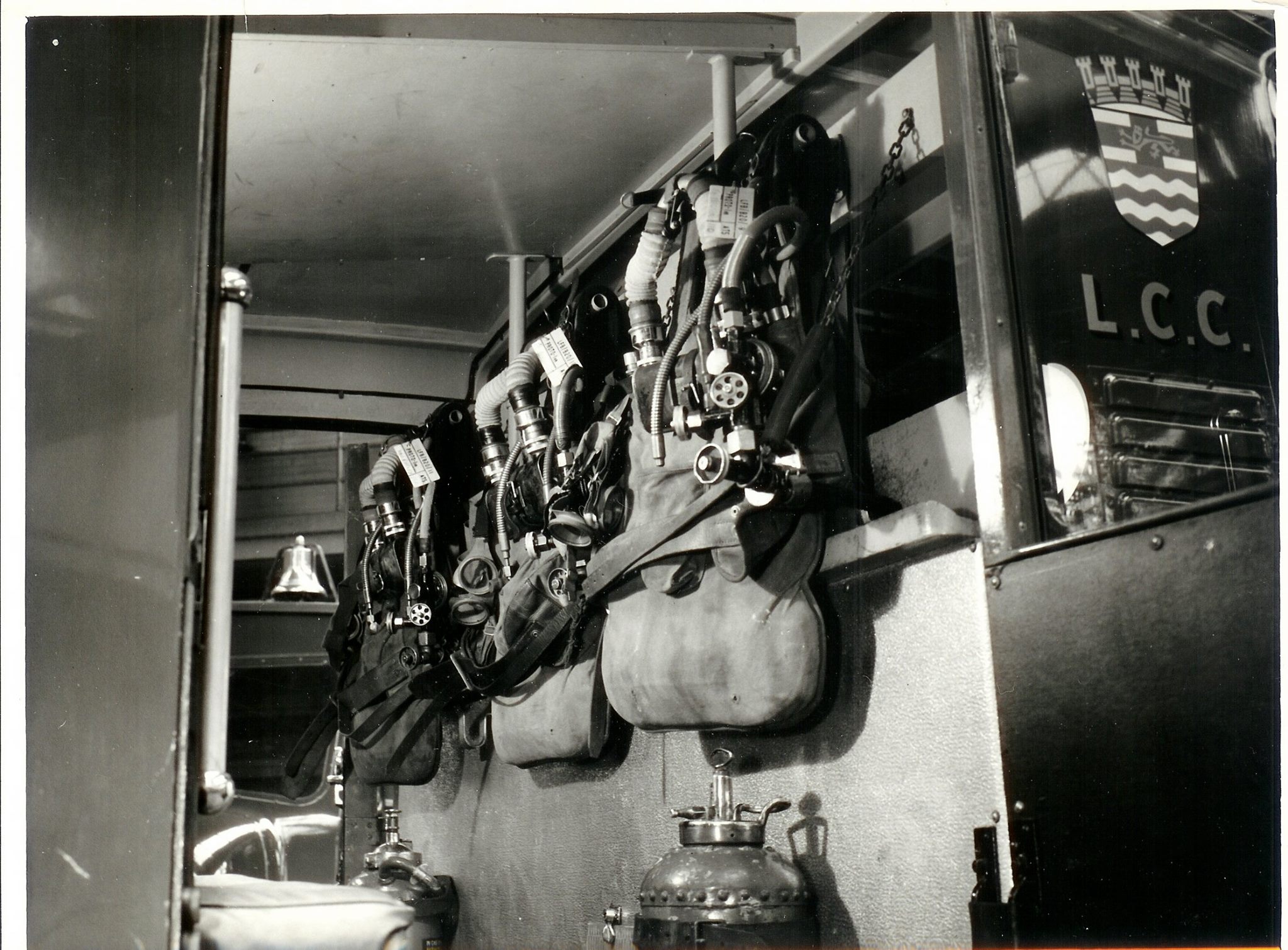 Proto breathing apparatus. – A retired London Fireman